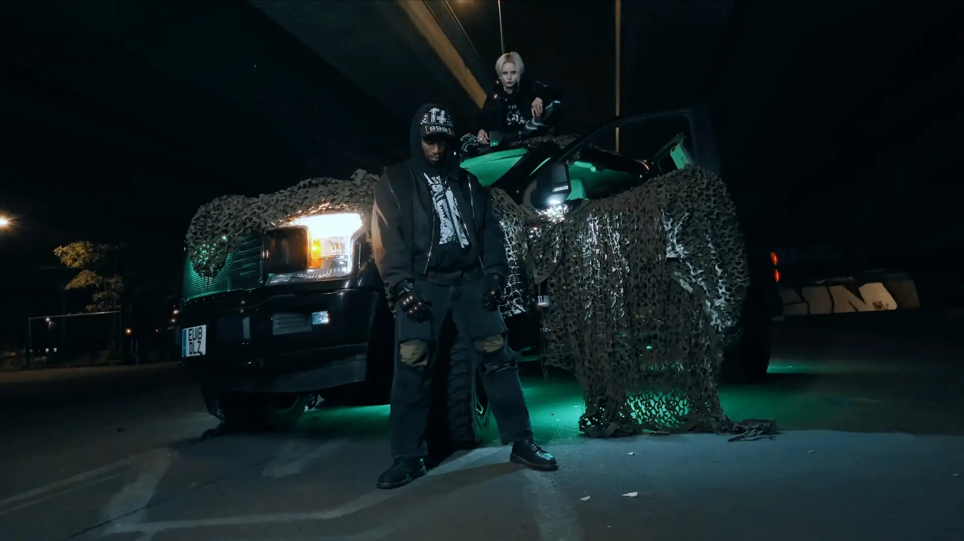 Mimi Barks Links With Yeti Bones of HO99O9 For Booming – Knotfest
