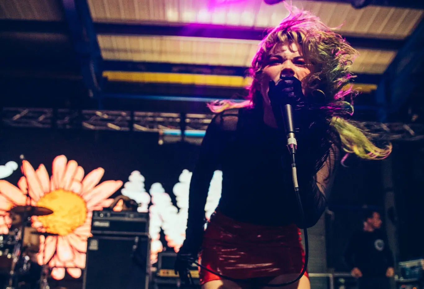 SCOWL’S KAT MOSS SOUNDS OFF ON THE HATERS – Knotfest